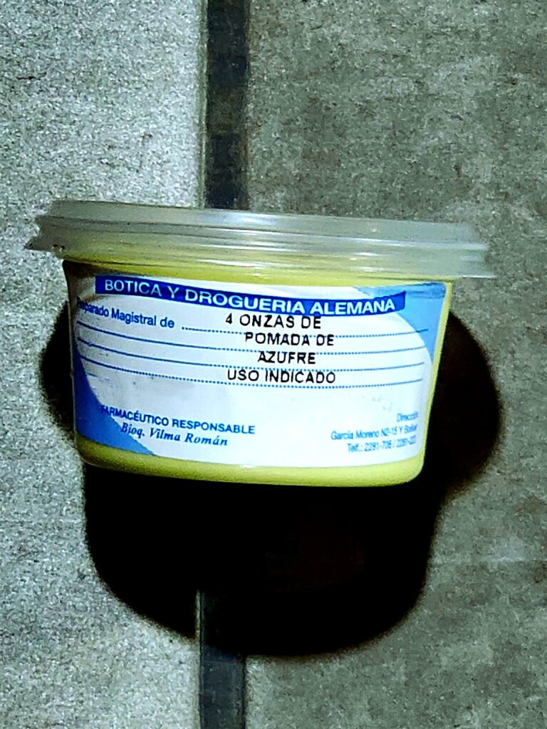 Pomada de Azufre – Botica y Drogueria Alemana Cia. Ltda.